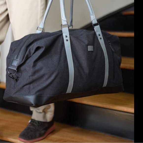 Bella Russo | Bags | Bella Russo 24 Canvas Las Vegas Weekender Duffle ...